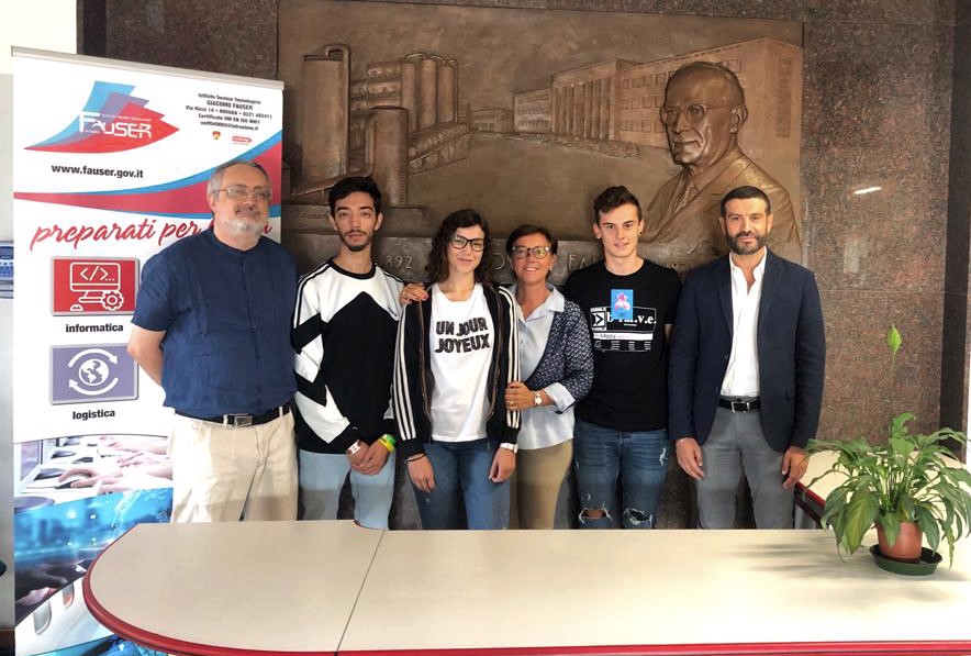 Tre studenti del Fauser in partenza per un tirocinio in LItuania ...